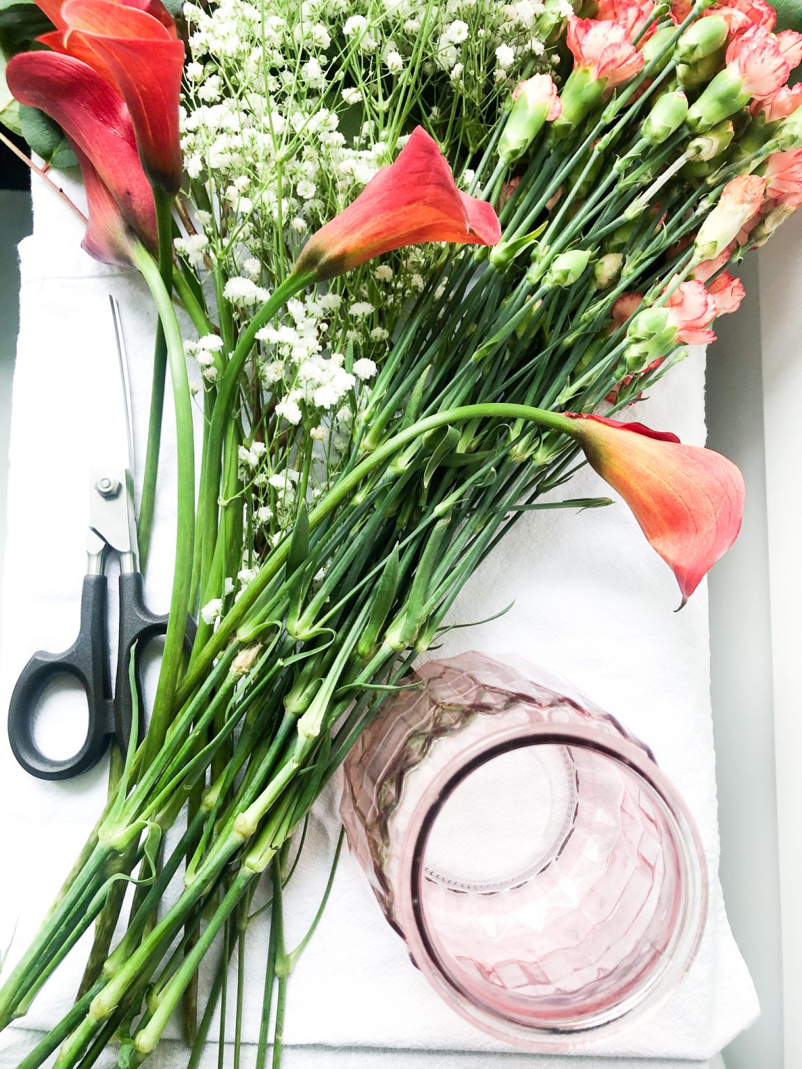 How to Arrange Your Own Flower Bouquet! - Harbor Home